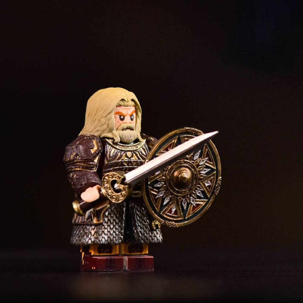 Lord of the Rings Theoden | Loot A Brick