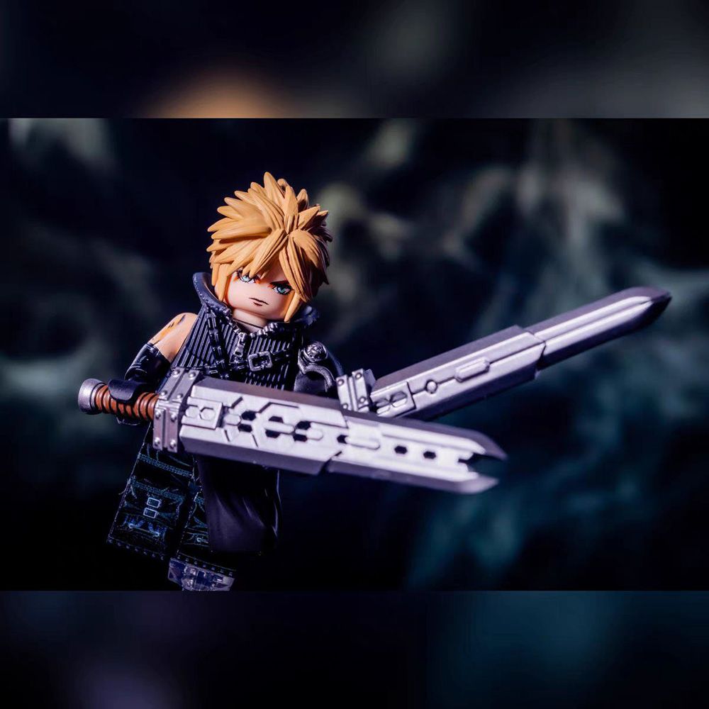 Final Fantasy VII Cloud | Loot A Brick